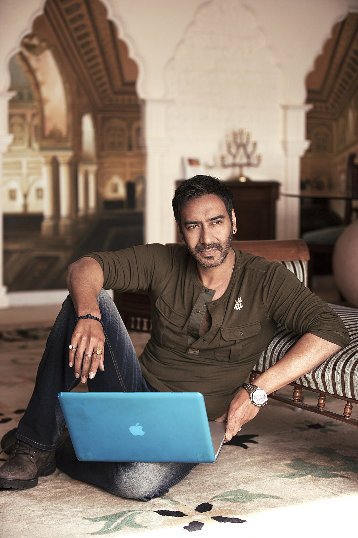 The teaser poster of Ajay Devgn's Maidaan is out! - JustShowBiz