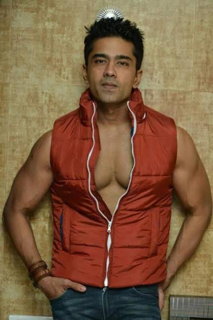 Double Celebration For Actor Vinit Kakar! - JustShowBiz