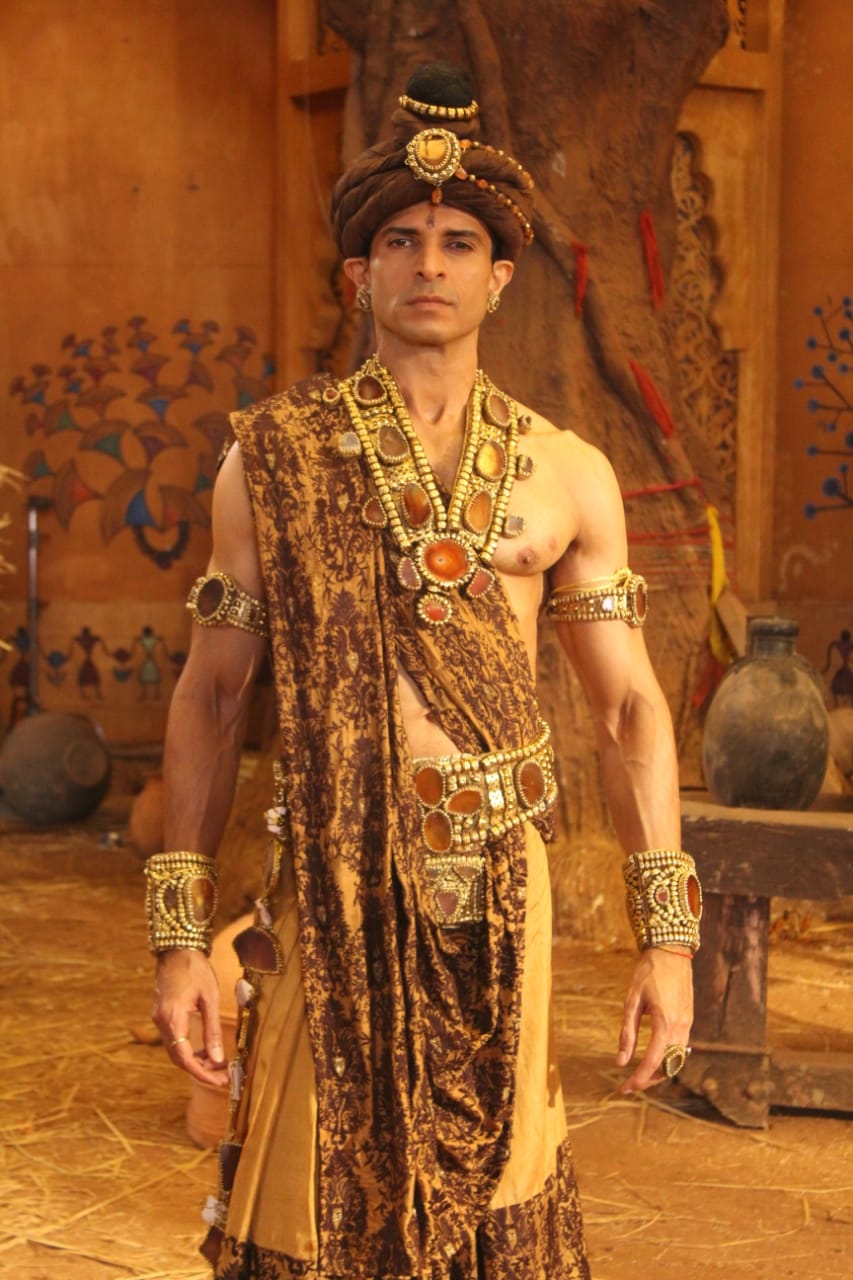 Breath of fresh - young air in Chandragupta Maurya! - JustShowBiz