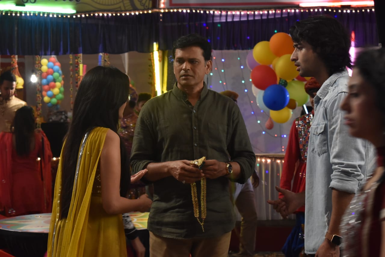 Meenakshi to propose for MishBir wedding, Mehul real Raavan in Ye ...