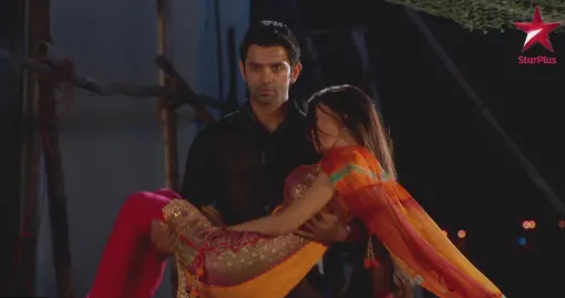 Blast from the Past: Best of Arnav and Khushi's moments - JustShowBiz