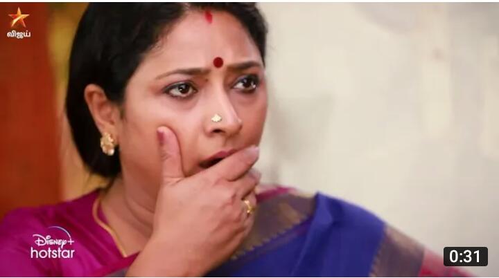 Raja Rani: Sandhya teach Saravana to ride the bike - JustShowBiz