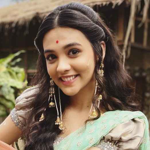 Pranali Rathod hits 1M insta followers, co-star Harshad Chopda send her ...