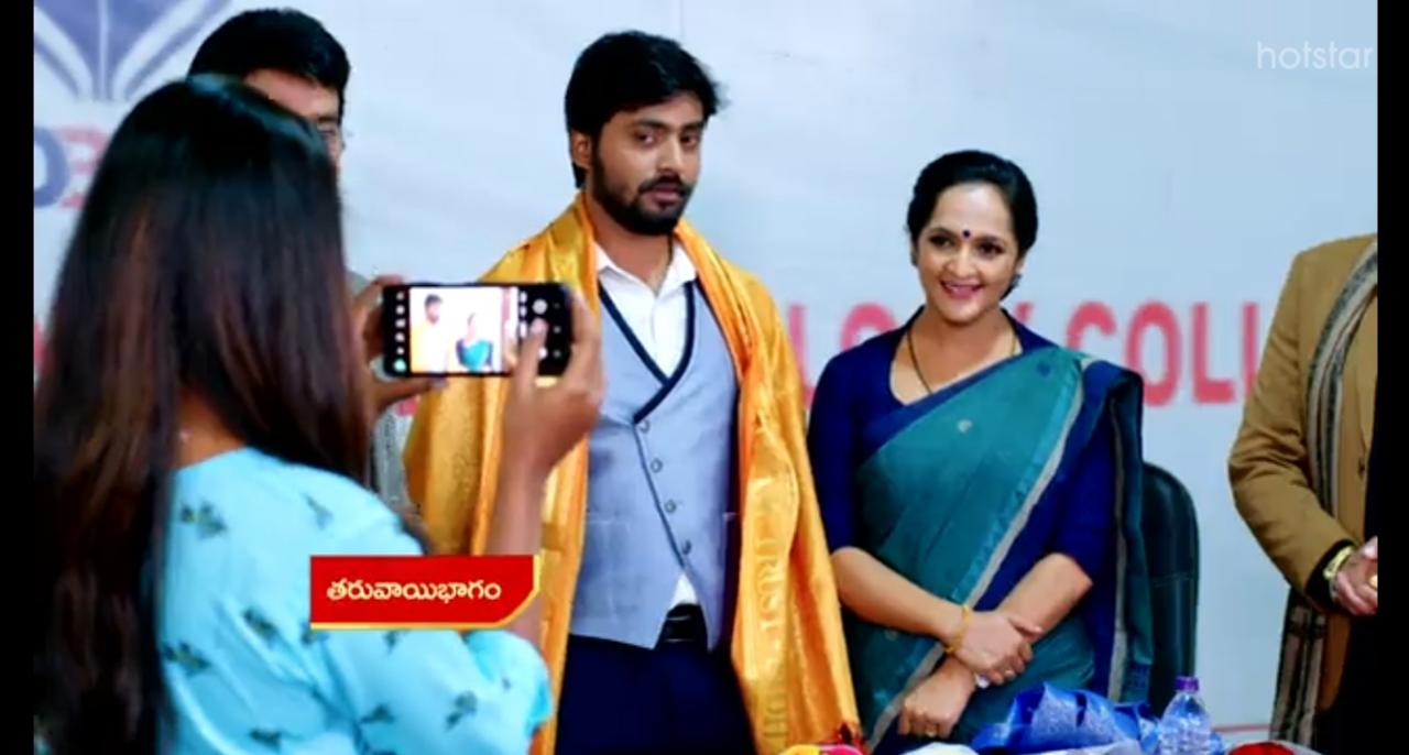 Guppedantha Manasu: Rishi gives Vasudhara Shawl - JustShowBiz