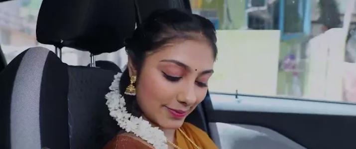 Gokulathil Seethai: Swetha lies to Arjun? - JustShowBiz