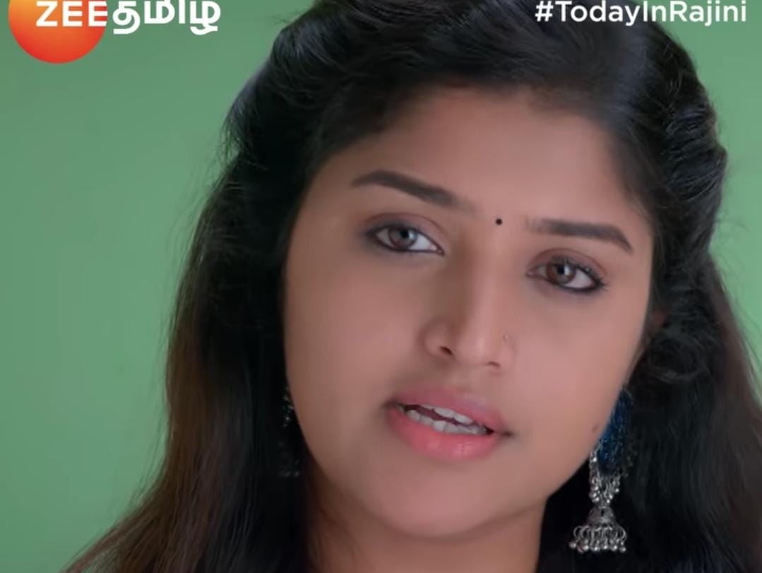 Rajini: Rajini to replace the gold chain? - JustShowBiz