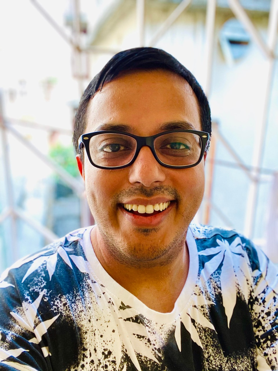 Souvik Gupta's webseries Yeh Dooriyan starring Manjari Fadnnis and Paresh Pahuja releases ...