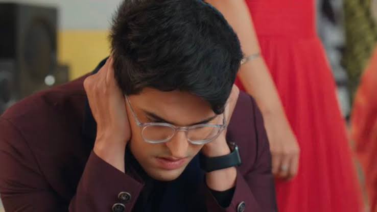 Yeh Hai Chahatein: What! Vidyut hits bulls eye, transforms Raj, Pihu's ...