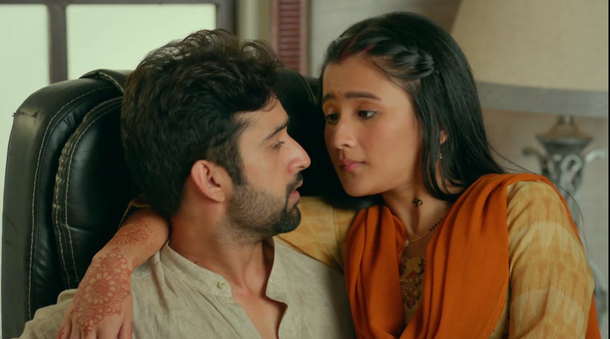 Rajjo: Arjun jumps in fire safeguarding Rajjo, showcase true love ...