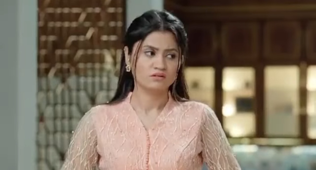 Ajooni: Will Ajooni find out Dolly's wrong deed? - JustShowBiz