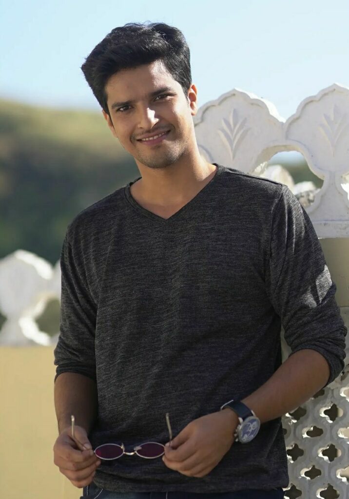 Paras Priyadarshan Wiki, Shows, Height, Age, Co-Stars, Marital Status ...