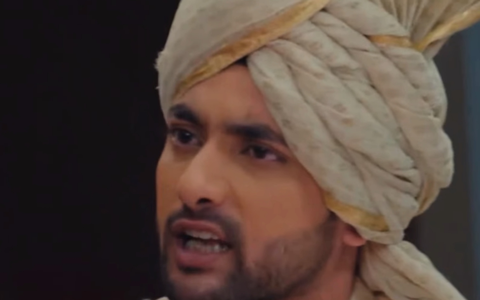 Dharam Patni: Ravi defends Pratiksha in front of Mandeep! - JustShowBiz